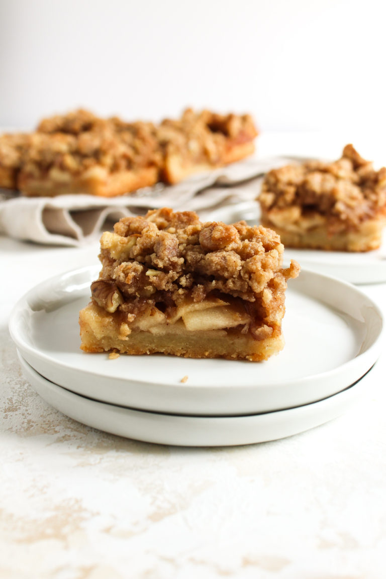 Apple Pie Bars | The Sweet Occasion