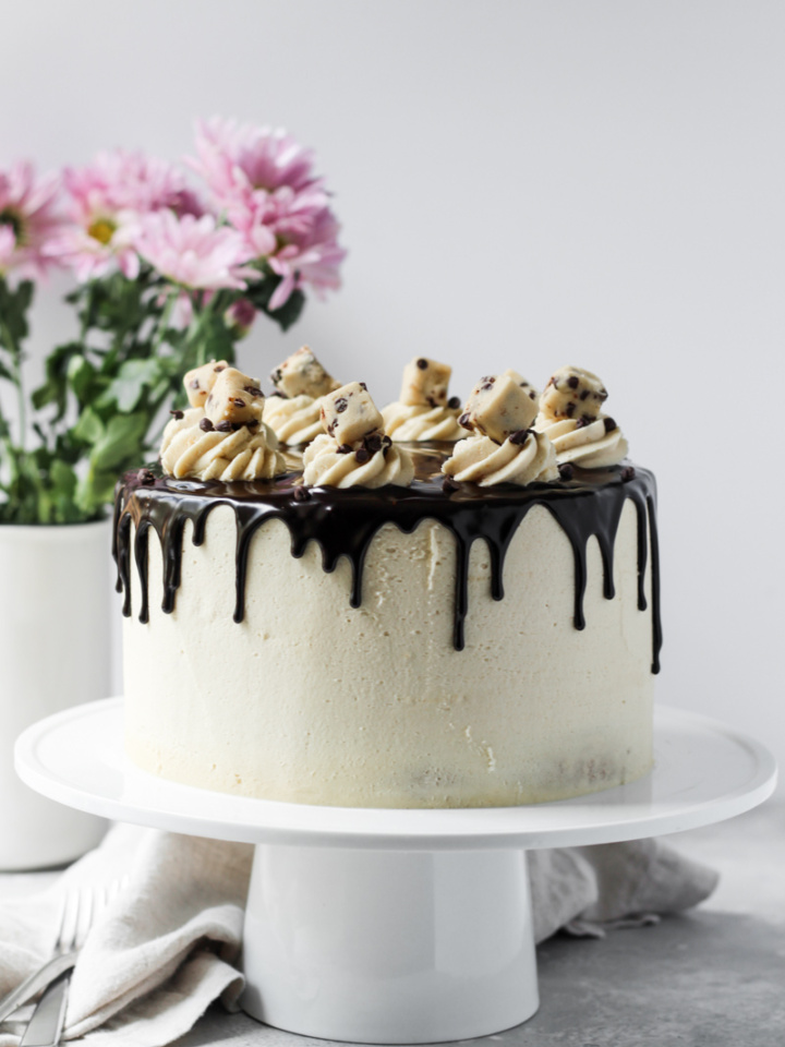 8 Inch Round Vanilla Cake Recipe | The Sweet Occasion