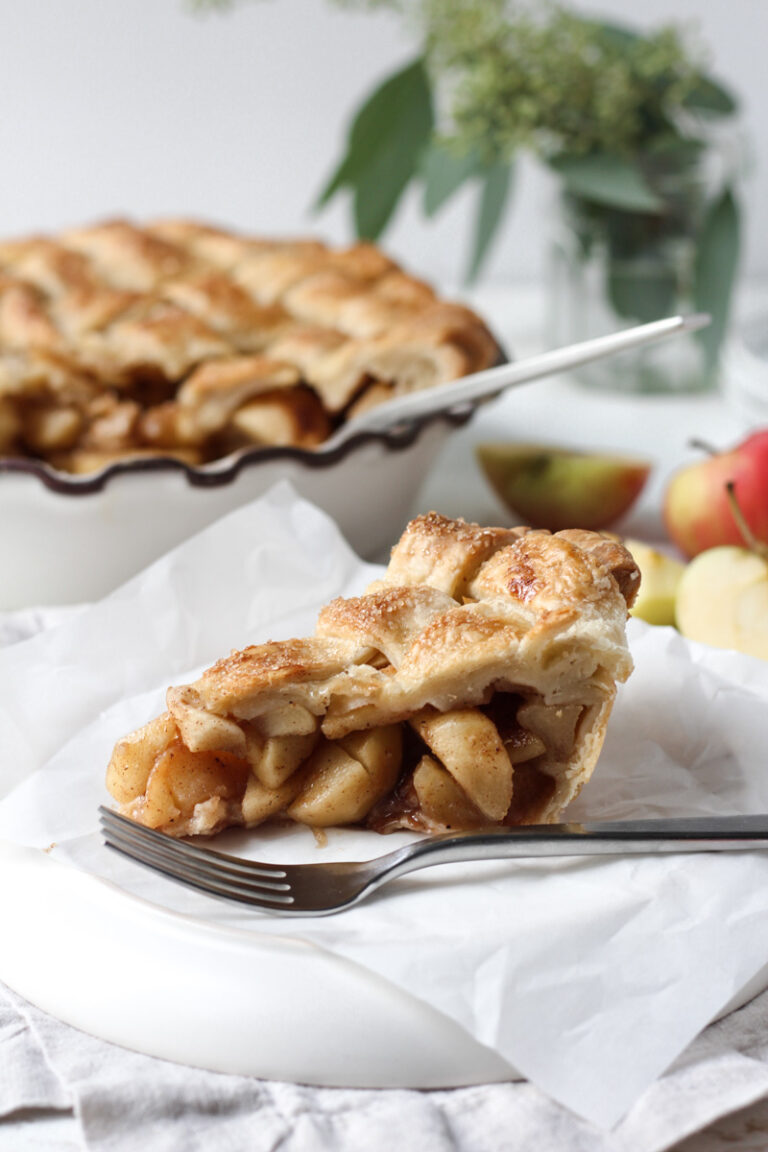 Chai Apple Pie | The Sweet Occasion