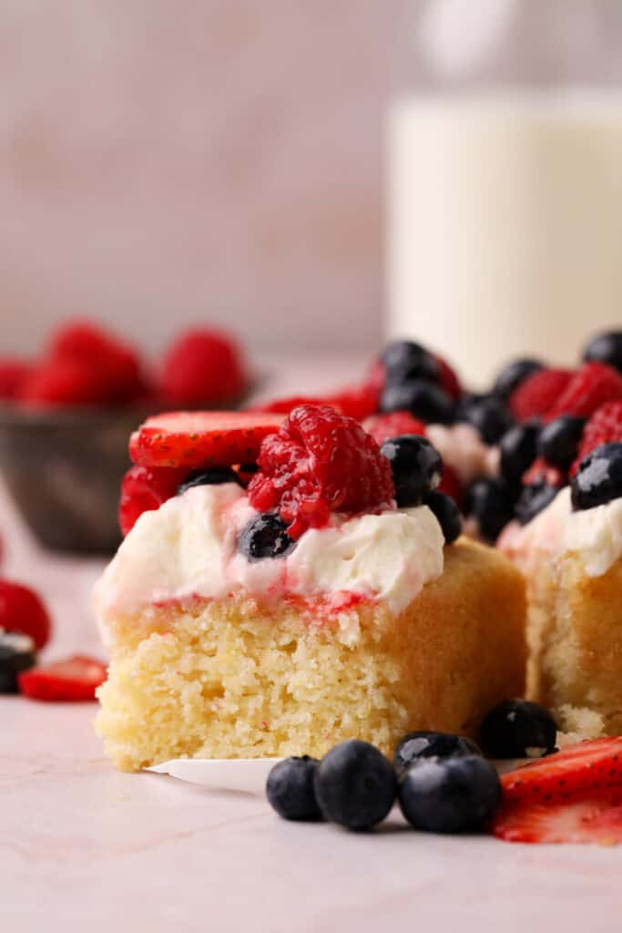 Lemon Berry Mascarpone Cake | The Sweet Occasion
