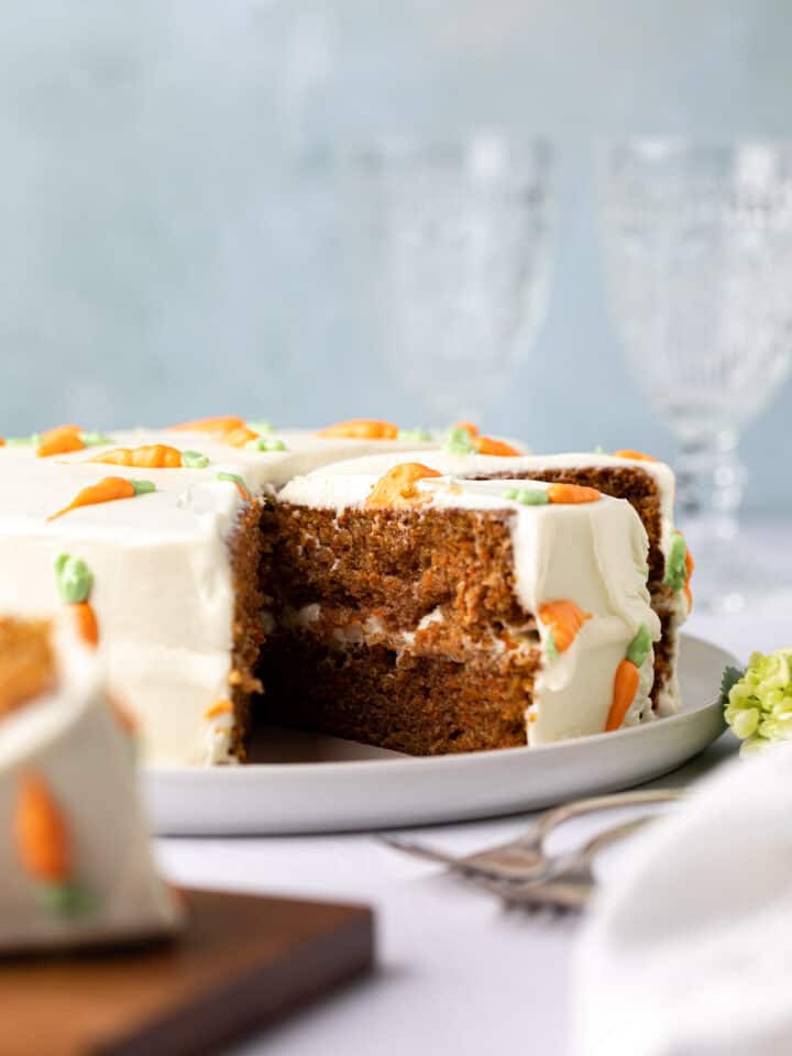 8 Inch Round Vanilla Cake Recipe | The Sweet Occasion