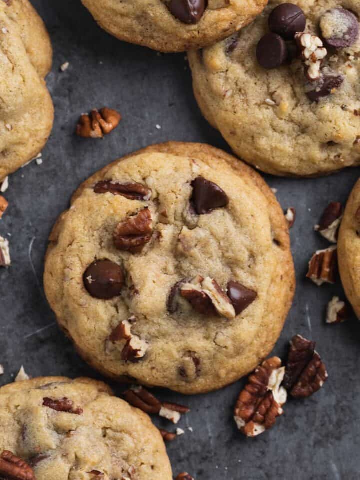 Frosted Soft Vanilla Sugar Cookies (Lofthouse Cookies) | The Sweet Occasion